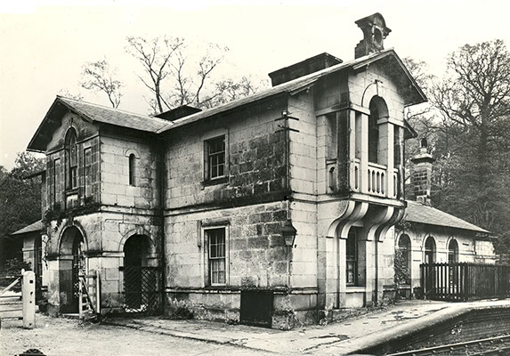 CASTLE HOWARD STATION IMAGE BANK